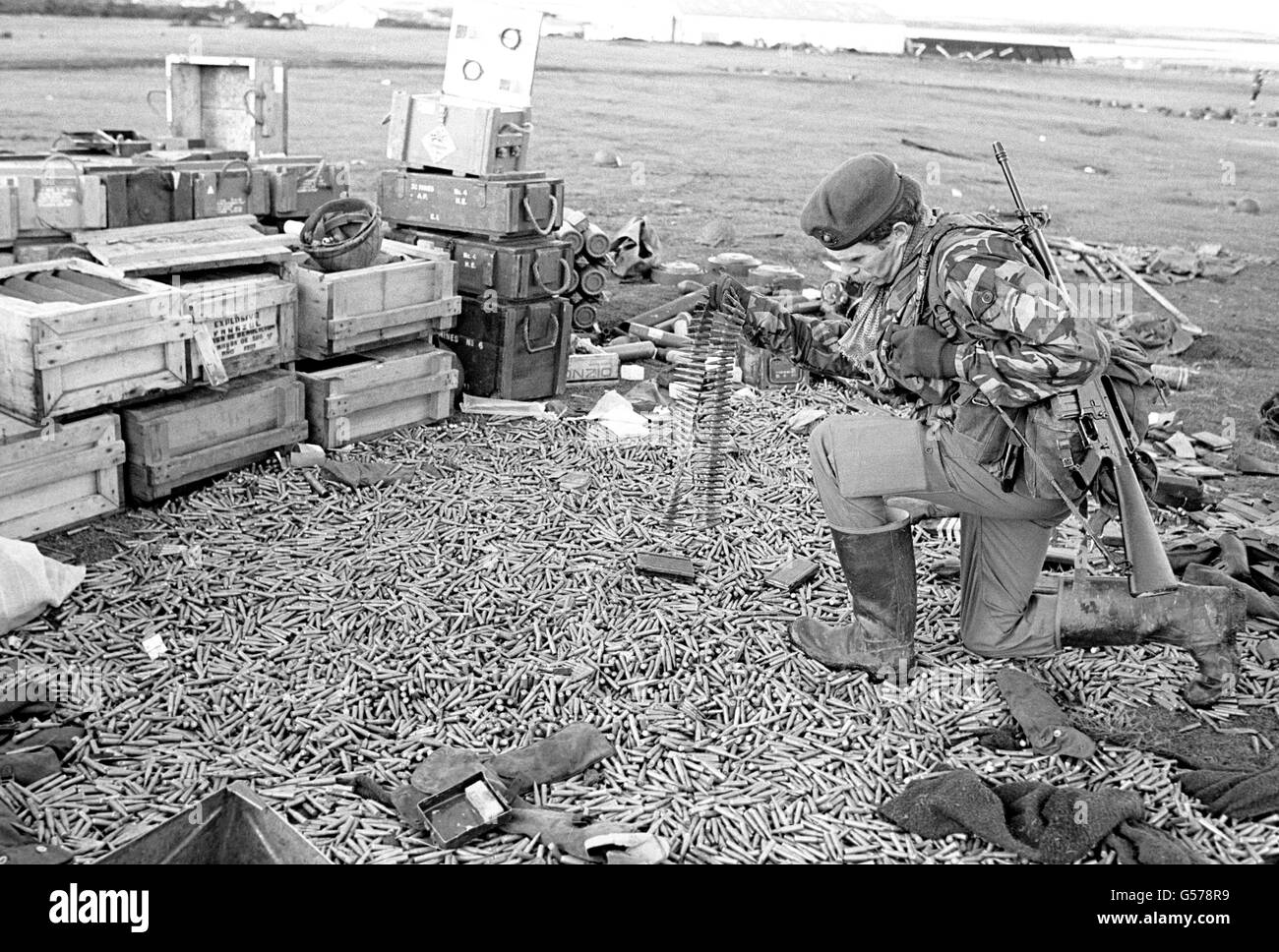 THE FALKLANDS WAR : 1982 Stock Photo - Alamy