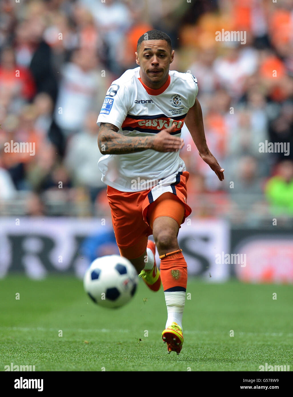 Luton towns andre gray hi-res stock photography and images - Alamy
