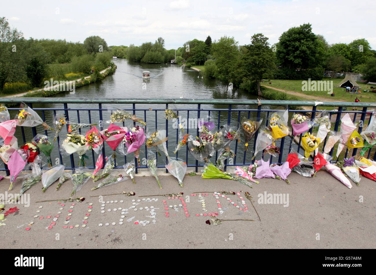 Donnington Bridge in Oxford where 15-year-old Hussain Mohammed died ...
