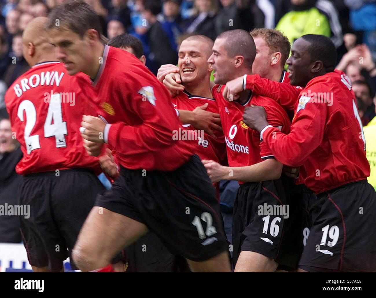 Football arms round hugging celebrating jubilant david beckham hi-res ...