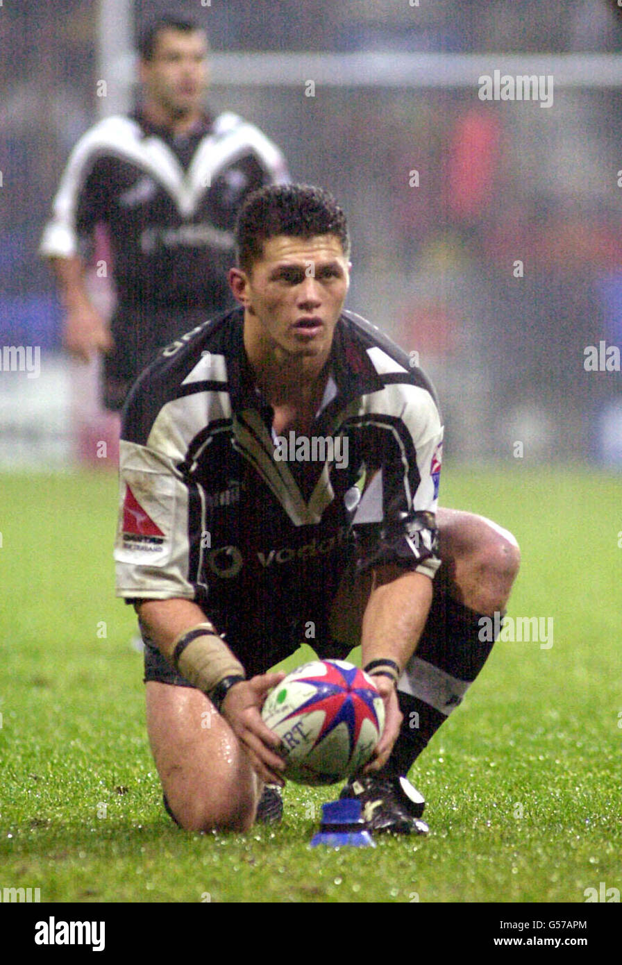 Will kick the final ball hi-res stock photography and images - Alamy