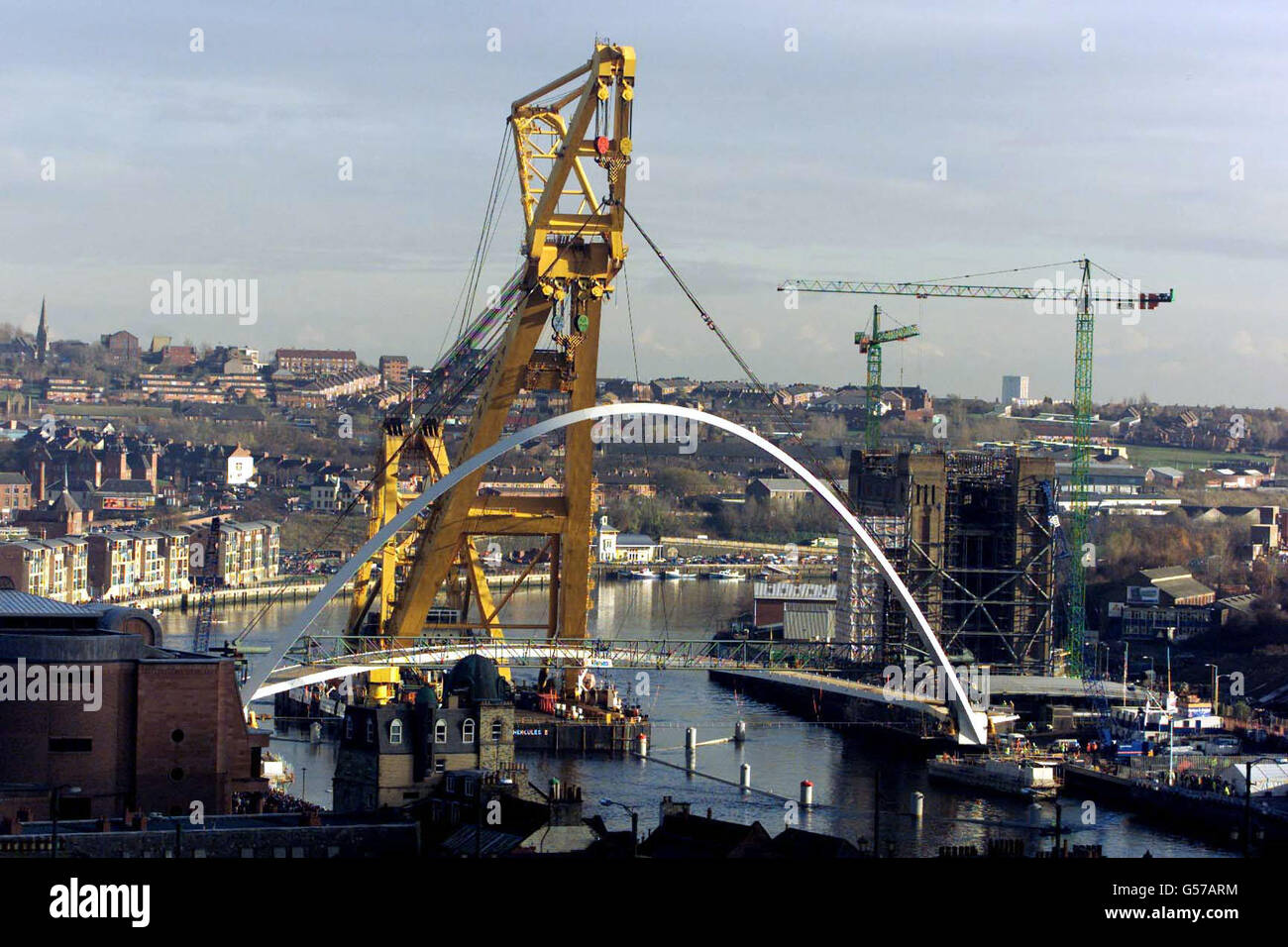 Moving Bridge Gateshead Stock Photo - Alamy