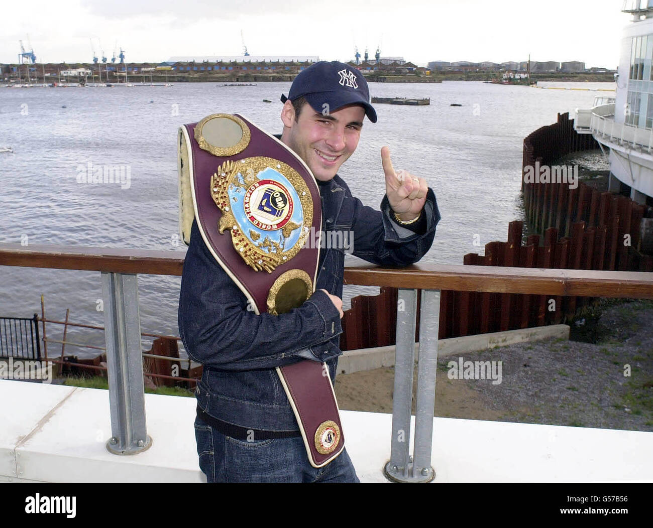 Joe calzaghe from wales hi-res stock photography and images - Alamy