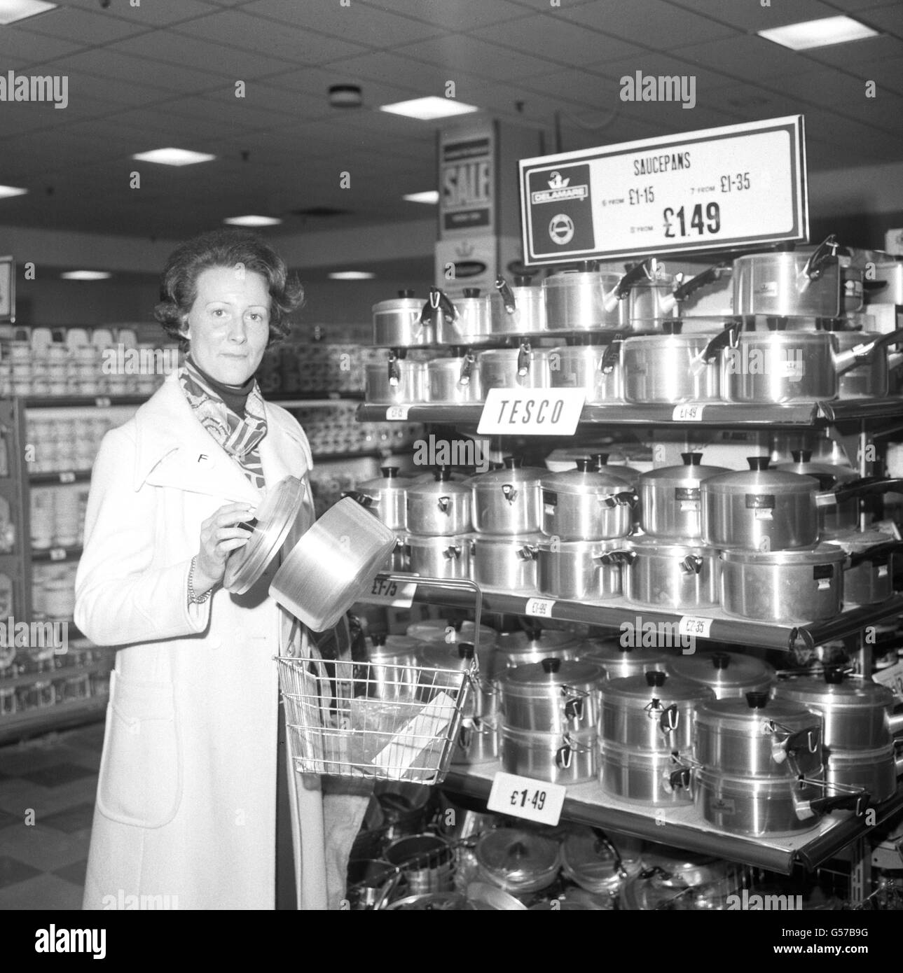 Supermarket 1970s hi-res stock photography and images - Alamy