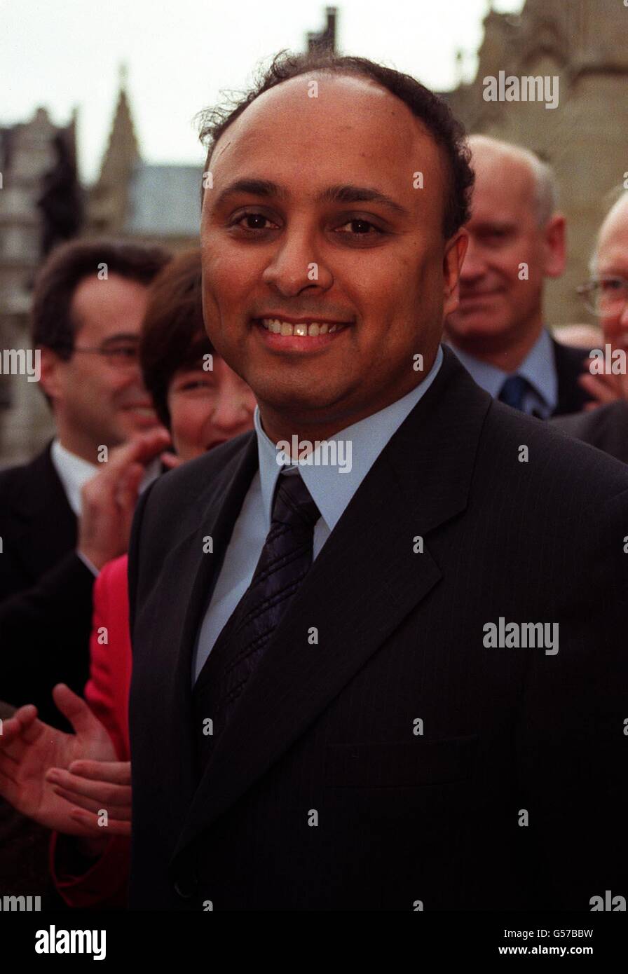 London Preston MP Mark Hendrick Stock Photo - Alamy