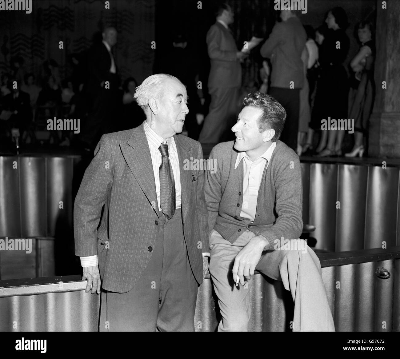 Theatre - Sid Field Tribute Midnight Matinee - Palladium, London Stock ...