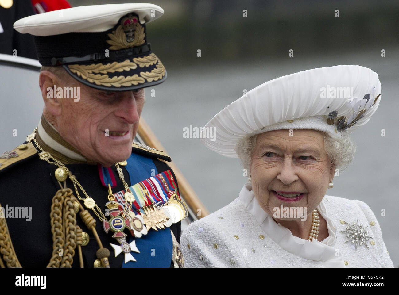 Queen Elizabeth II and the Duke of Edinburgh arrive at Chelsea Pier ...