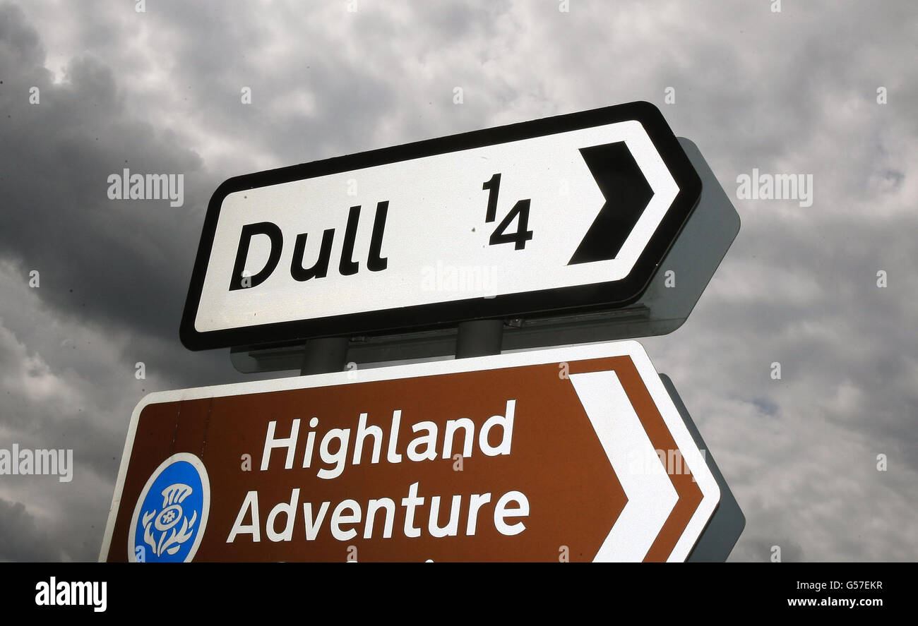 Dull perthshire hi-res stock photography and images - Alamy