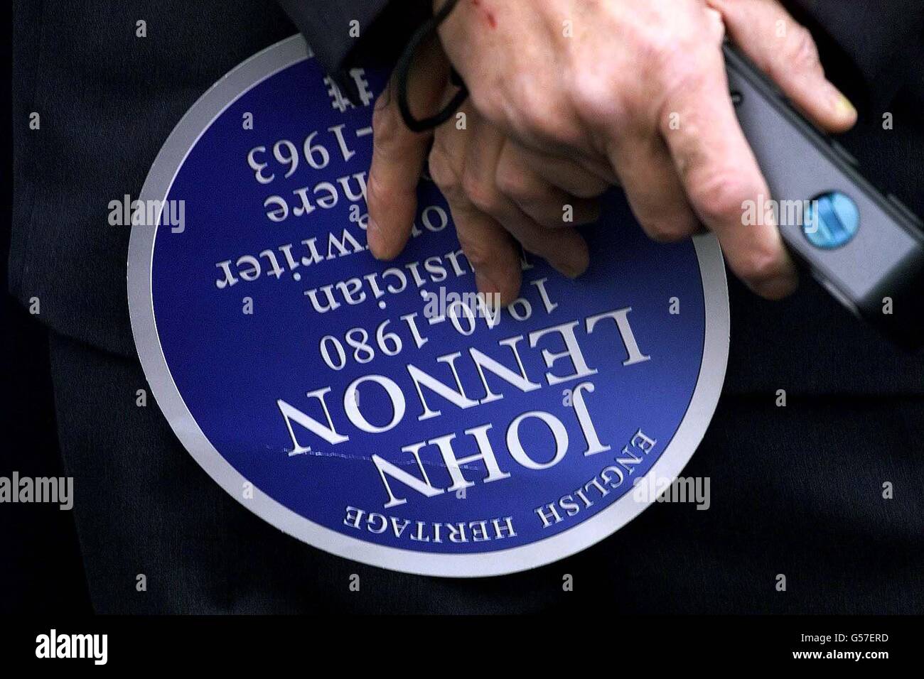 Blue plaque liverpool english heritage hi-res stock photography and ...