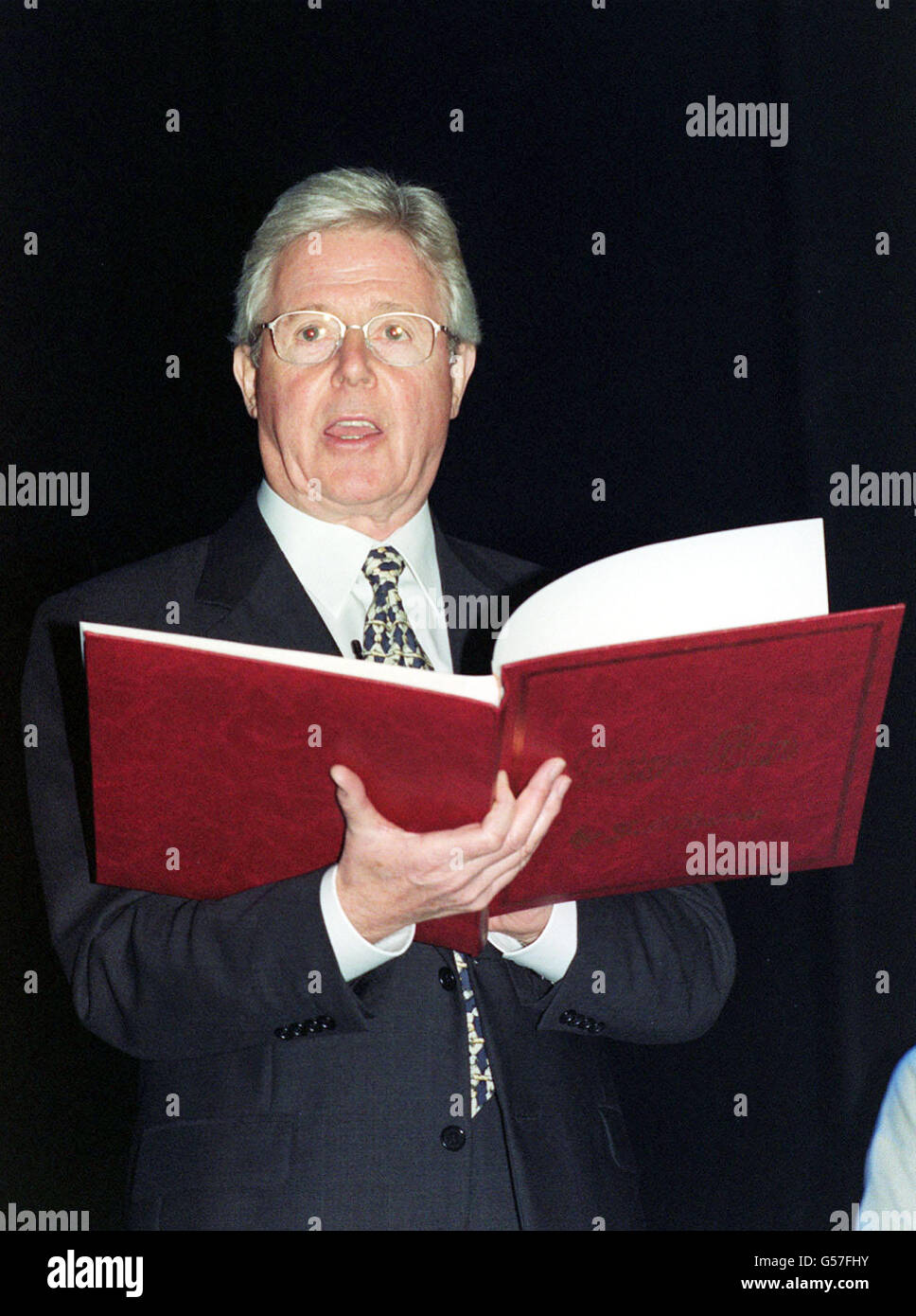 Michael aspel this is your life hi-res stock photography and images - Alamy