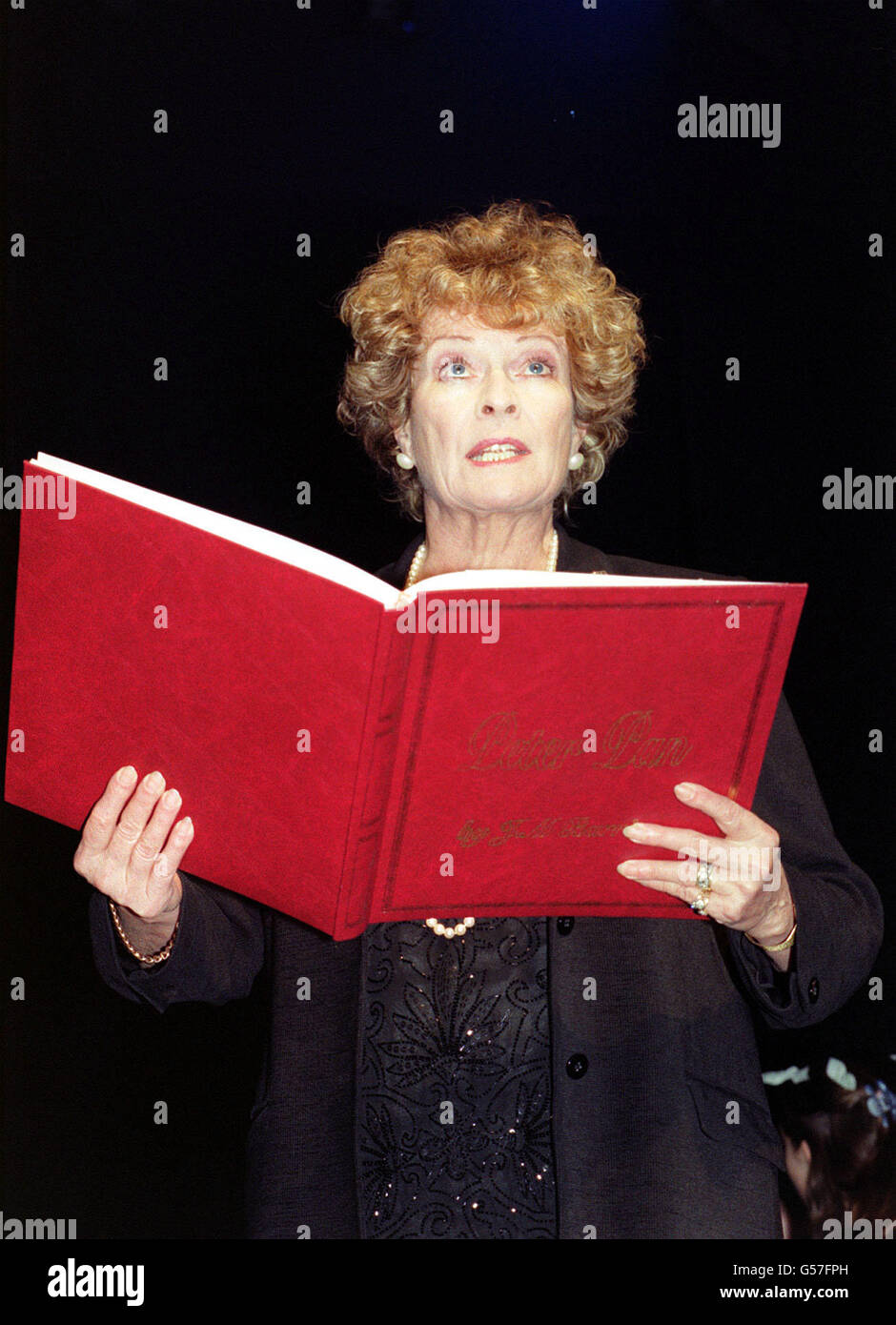Janet Suzman High Resolution Stock Photography and Images - Alamy