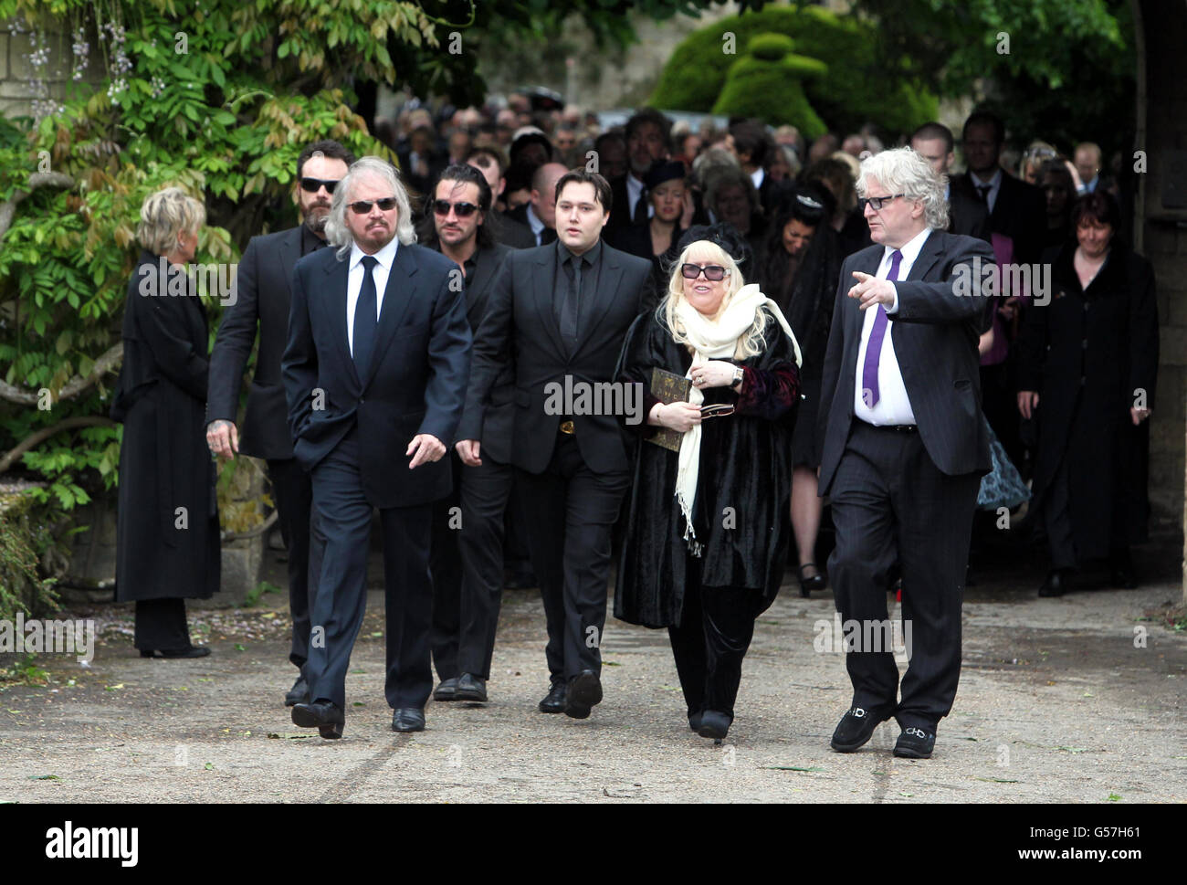 Robin Gibb Funeral Stock Photos & Robin Gibb Funeral Stock Images - Alamy