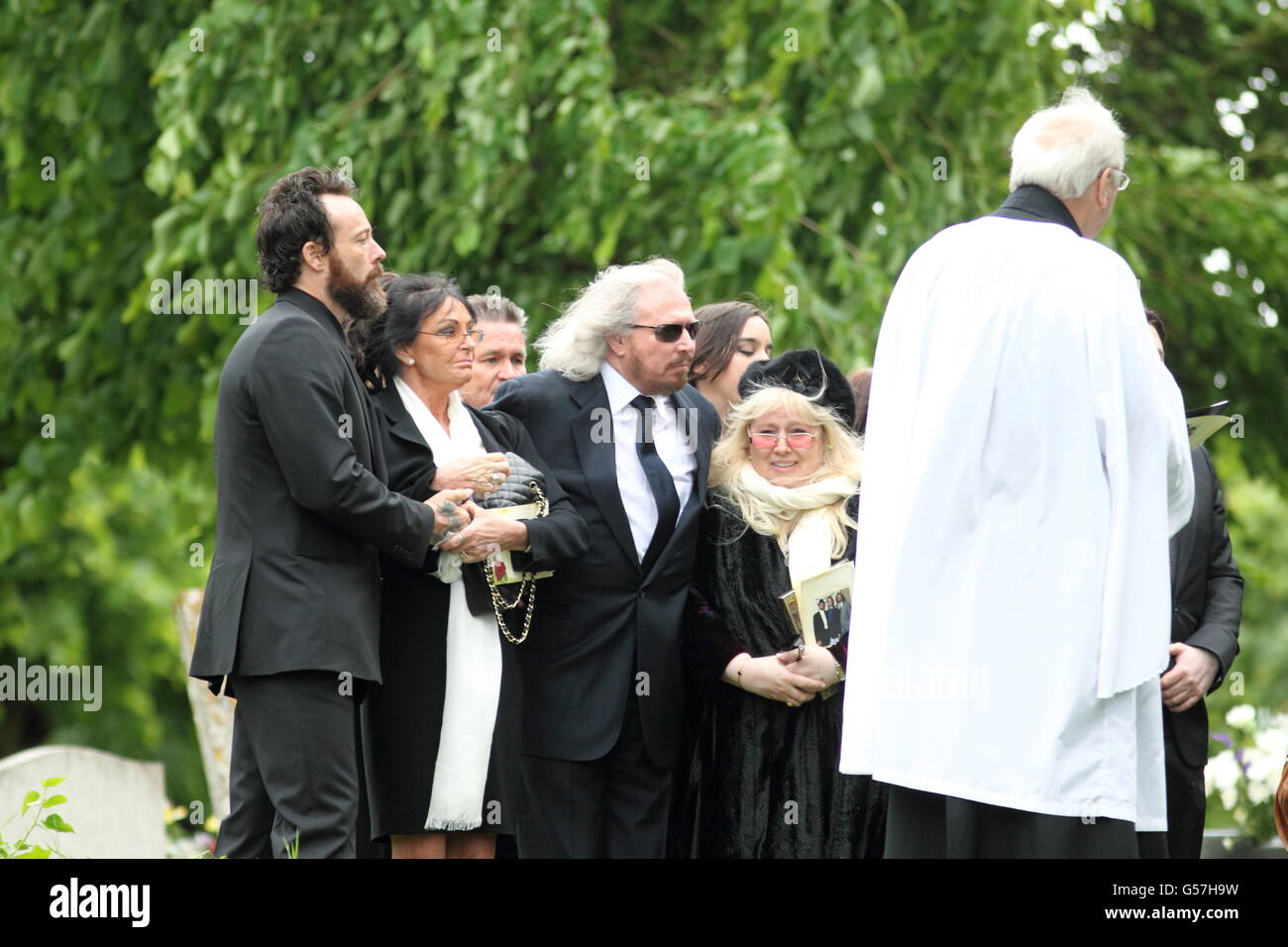 Robin Gibb funeral Stock Photo - Alamy