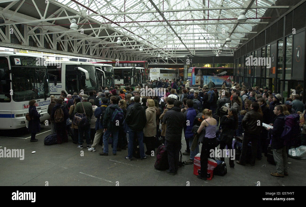 Victoria Bus station Stock Photo - Alamy