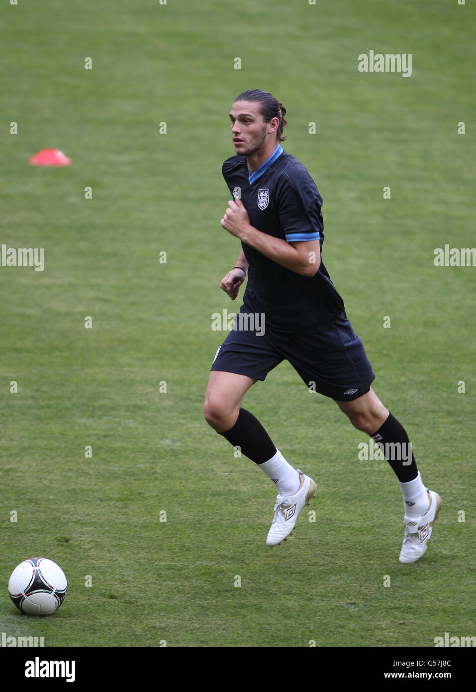 Andy carroll england france hi-res stock photography and images - Alamy