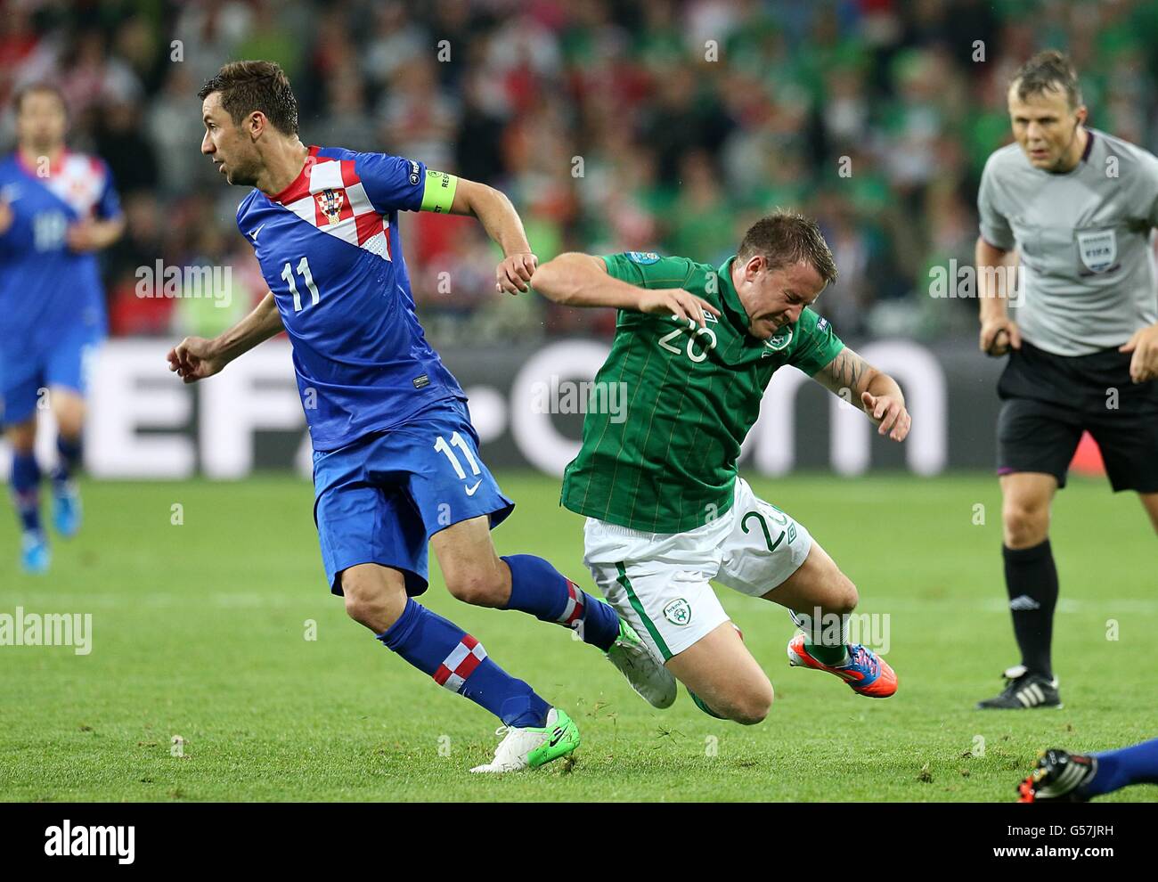 Croatias darijo srna left challenges republic of irelands simon cox hi ...