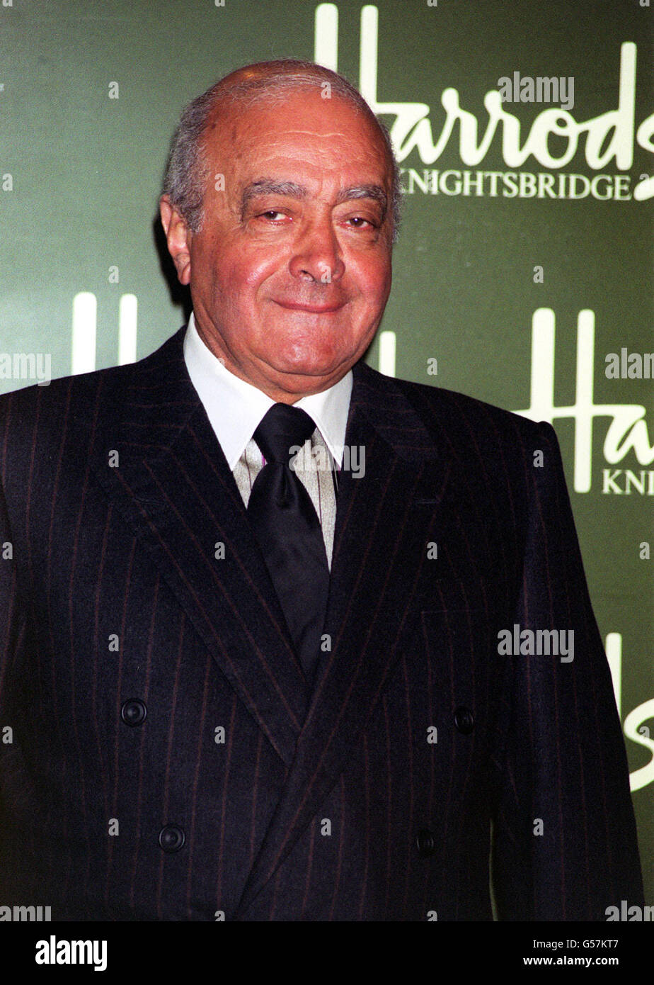 Al Fayed Harrods sale Stock Photo - Alamy