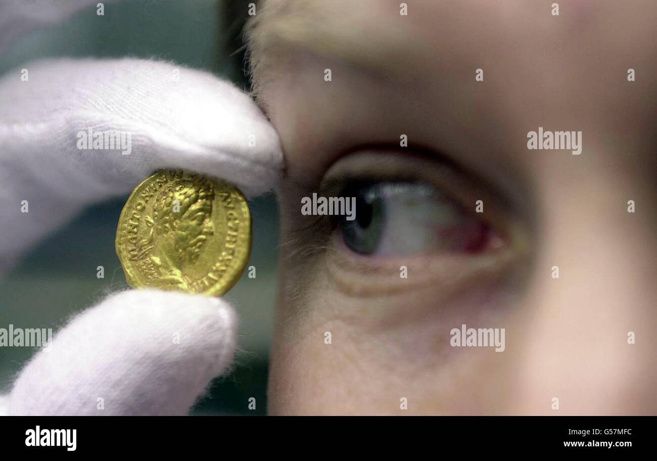 Dig up coins hi-res stock photography and images - Alamy