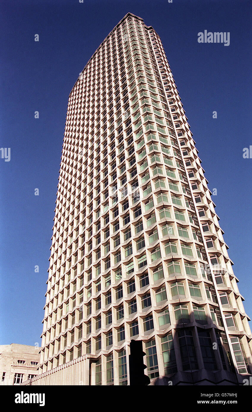 Buildings and Landmarks - Centrepoint. The Centrepoint building, in ...