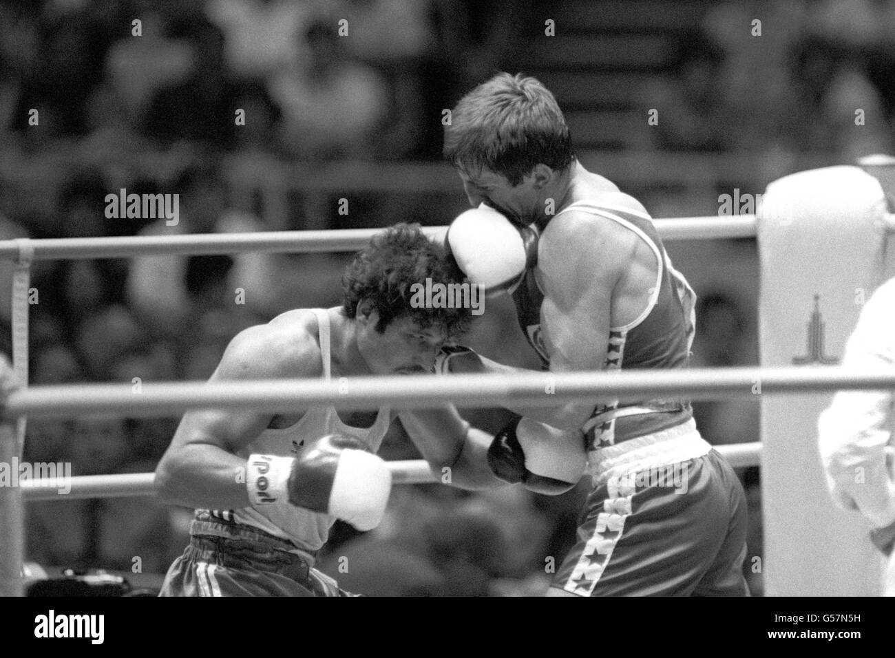 Olympic Games - Moscow 1980 - Boxing - Light Heavyweight Final Stock ...