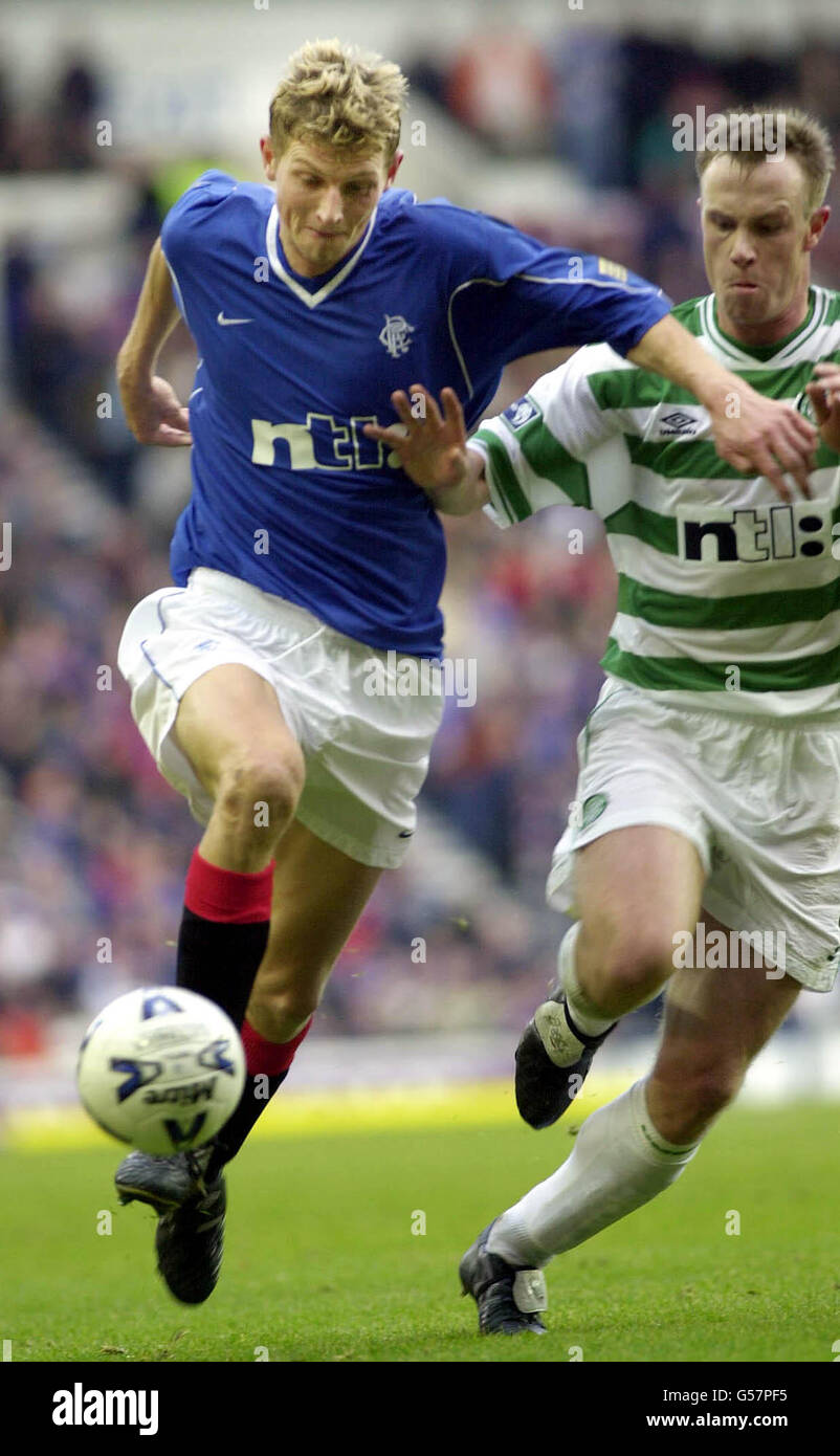 Tore Andre Flo Stock Photos & Tore Andre Flo Stock Images - Alamy