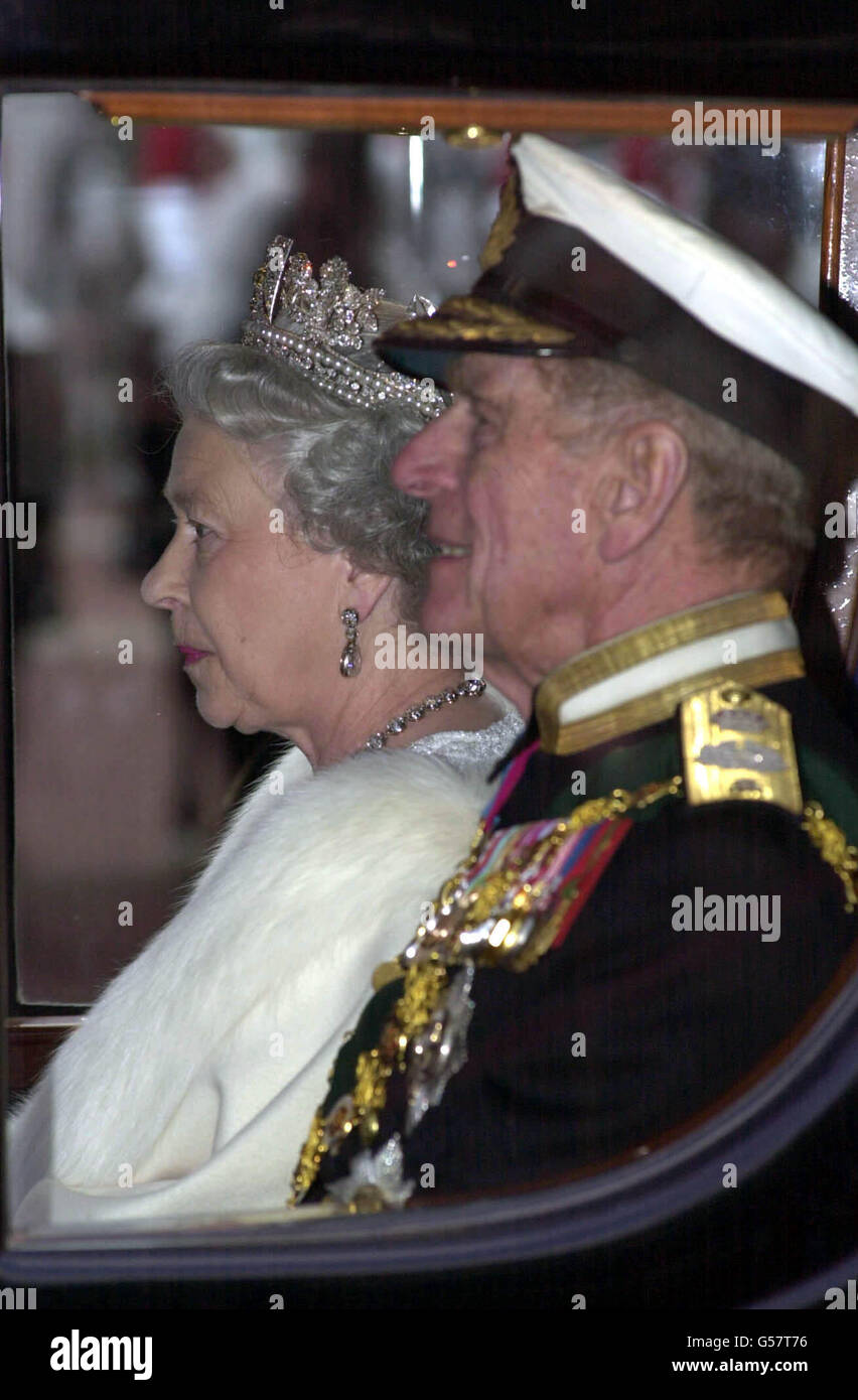 Queens Speech Parliament opening Stock Photo - Alamy