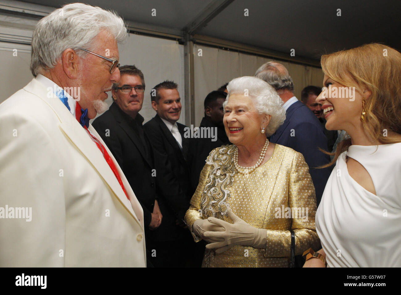 Queen Elizabeth II meets Rolf Harris and Kylie Minogue backstage at The ...