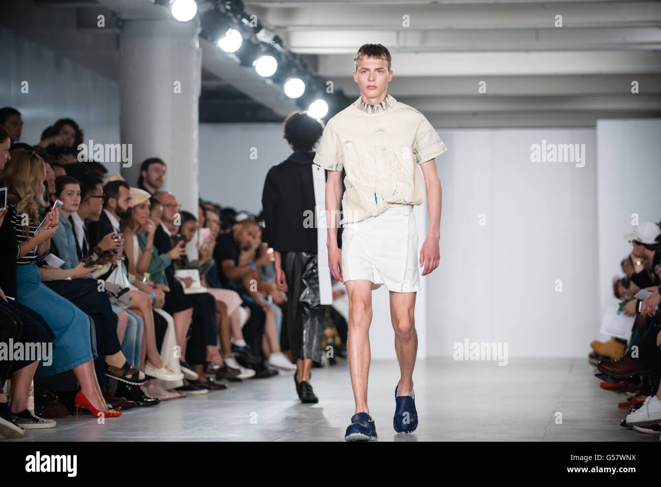XIMONLEE for GQ China Show at London Collections Men SS17 Stock Photo ...