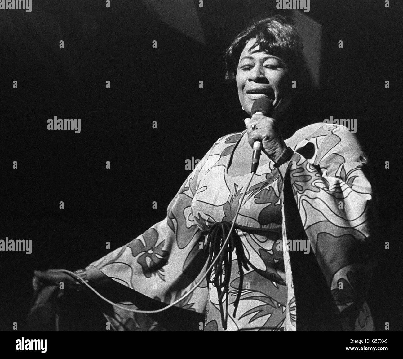 Ella fitzgerald hi-res stock photography and images - Alamy