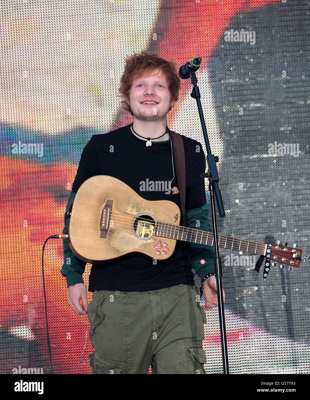 Ed sheeran capital fms summertime ball wembley stadium hi-res stock ...