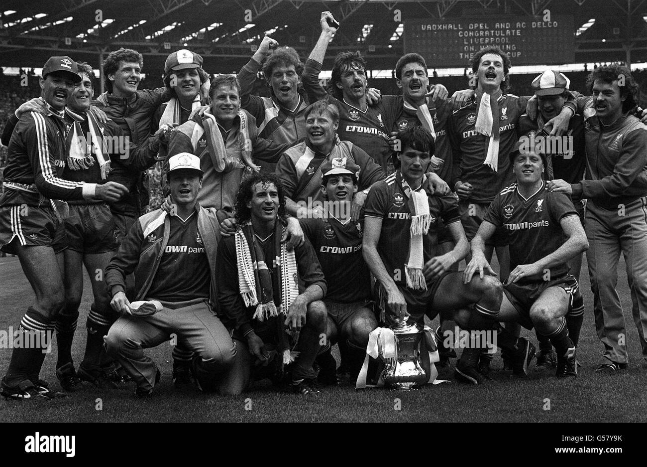 Liverpool everton 1986 hi-res stock photography and images - Alamy
