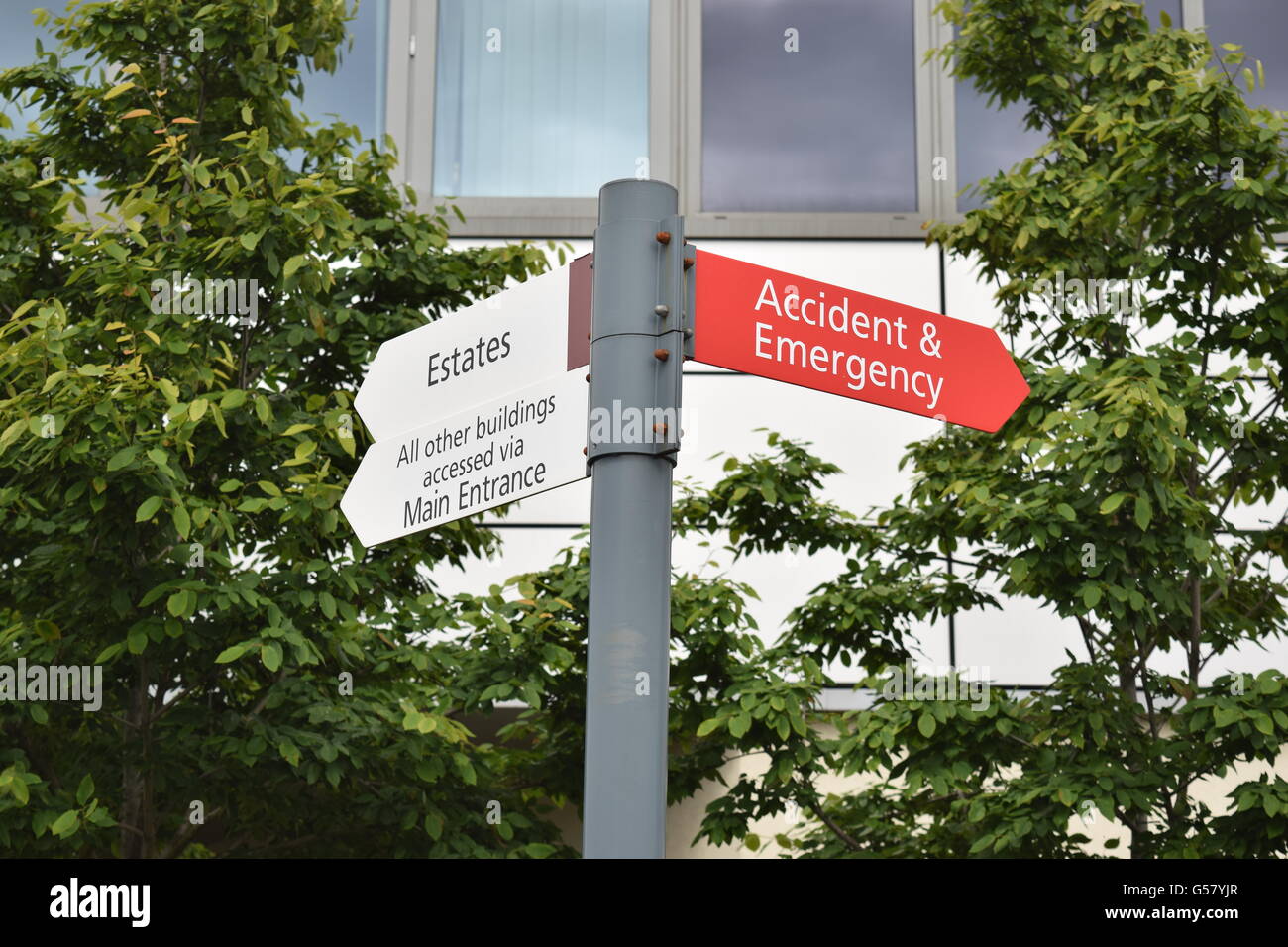 Direction signs outside the hospital Stock Photo - Alamy