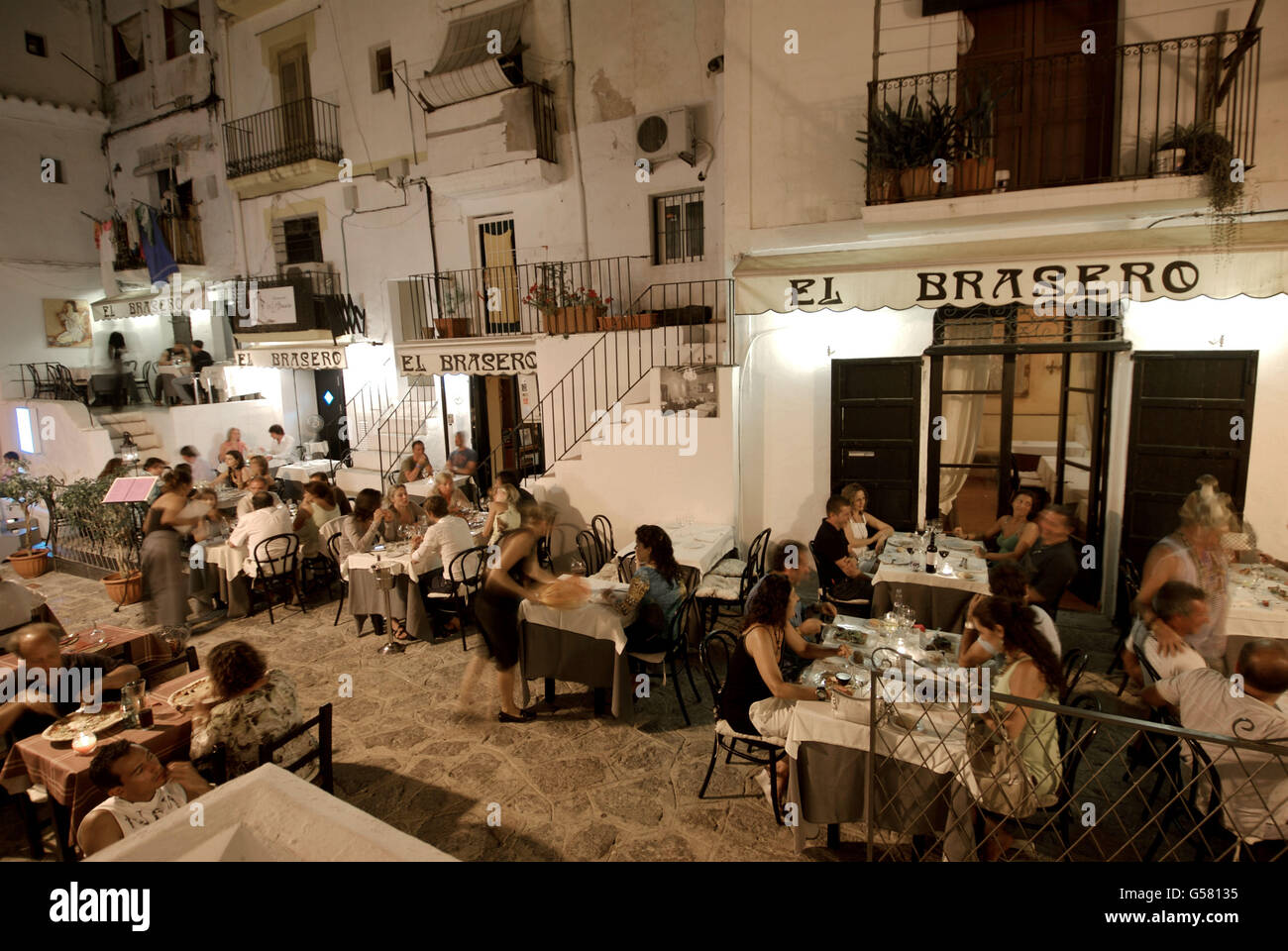 Brasero hi-res stock photography and images - Alamy