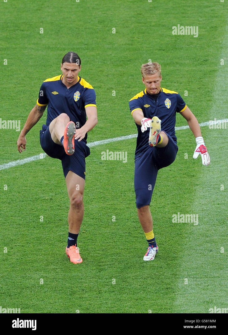 Soccer uefa euro 2012 group d sweden training olympic stadium hi-res ...