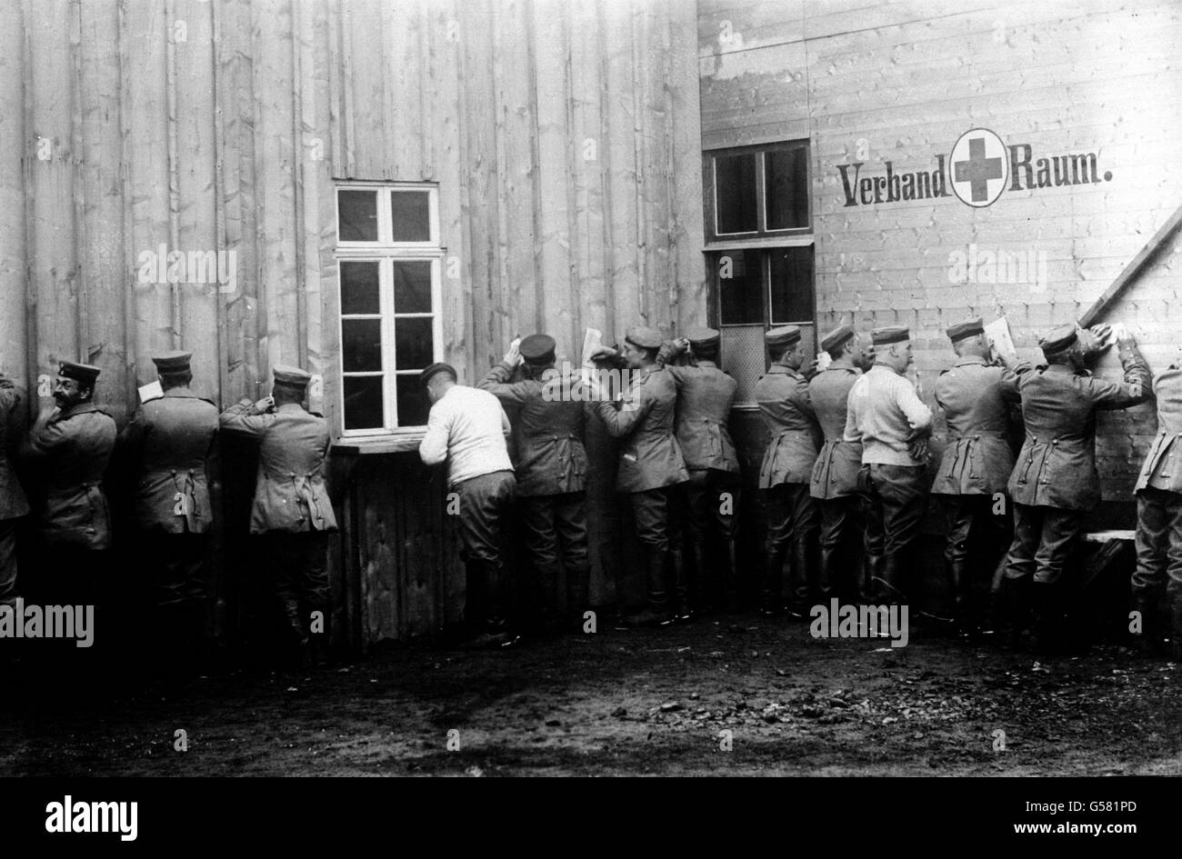 GERMAN FIELD POST OFFICE : 1915 Stock Photo - Alamy