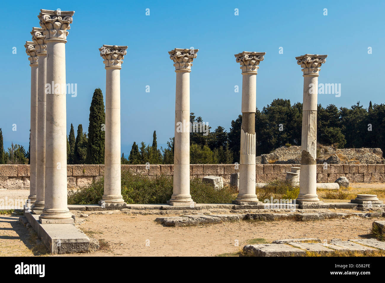 Corinthian temple of apollo hi-res stock photography and images - Alamy