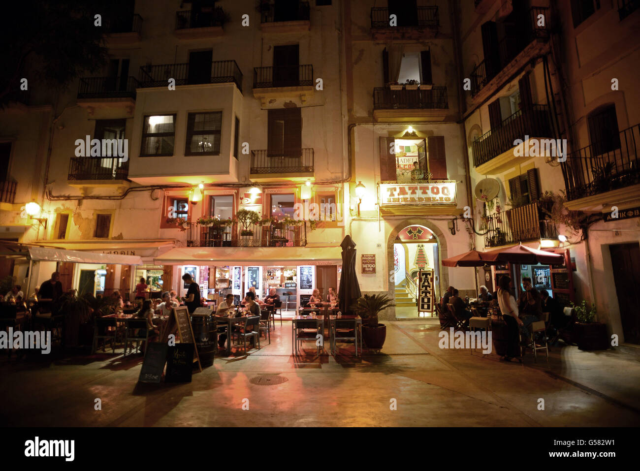 Ibiza nightlife hi-res stock photography and images - Alamy