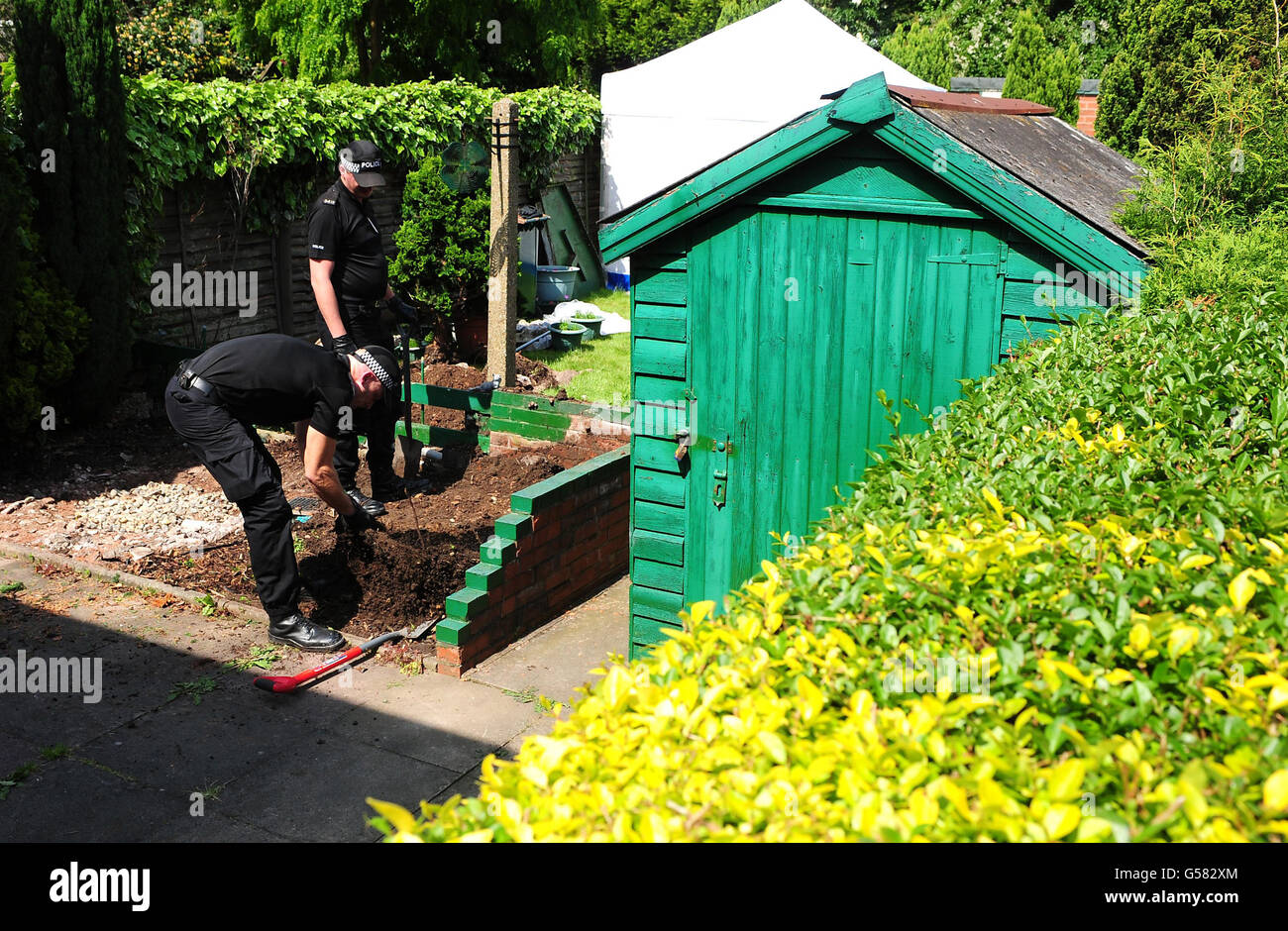 Police search an address in miles meadow hi-res stock photography and ...