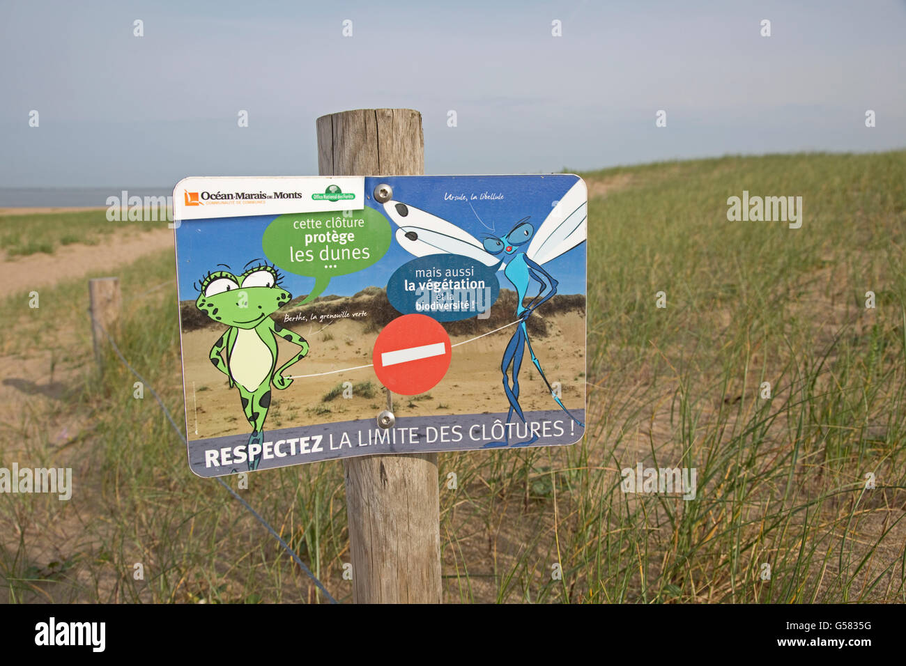 Fragile sign hi-res stock photography and images - Alamy