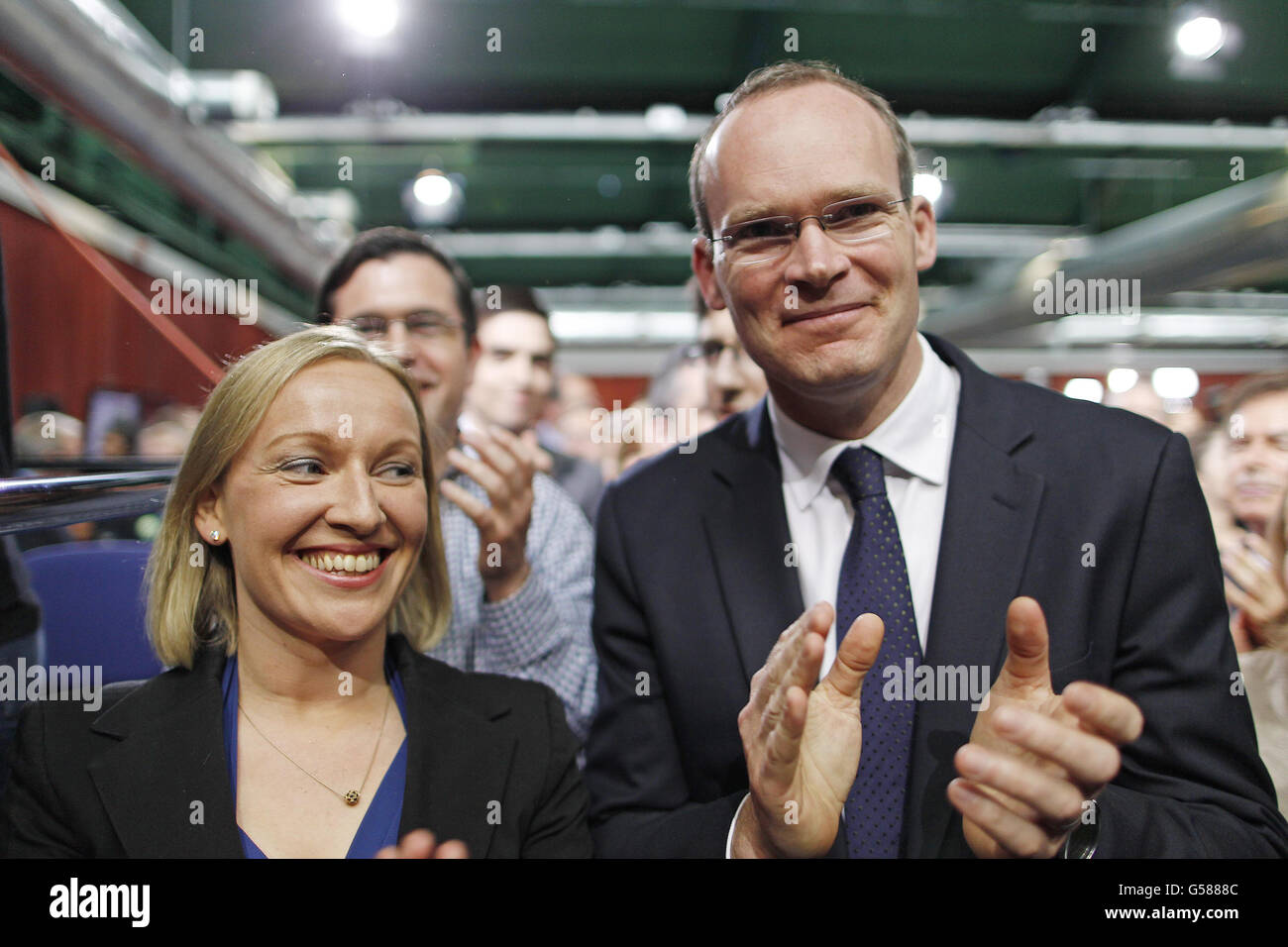 Simon creighton hi-res stock photography and images - Alamy