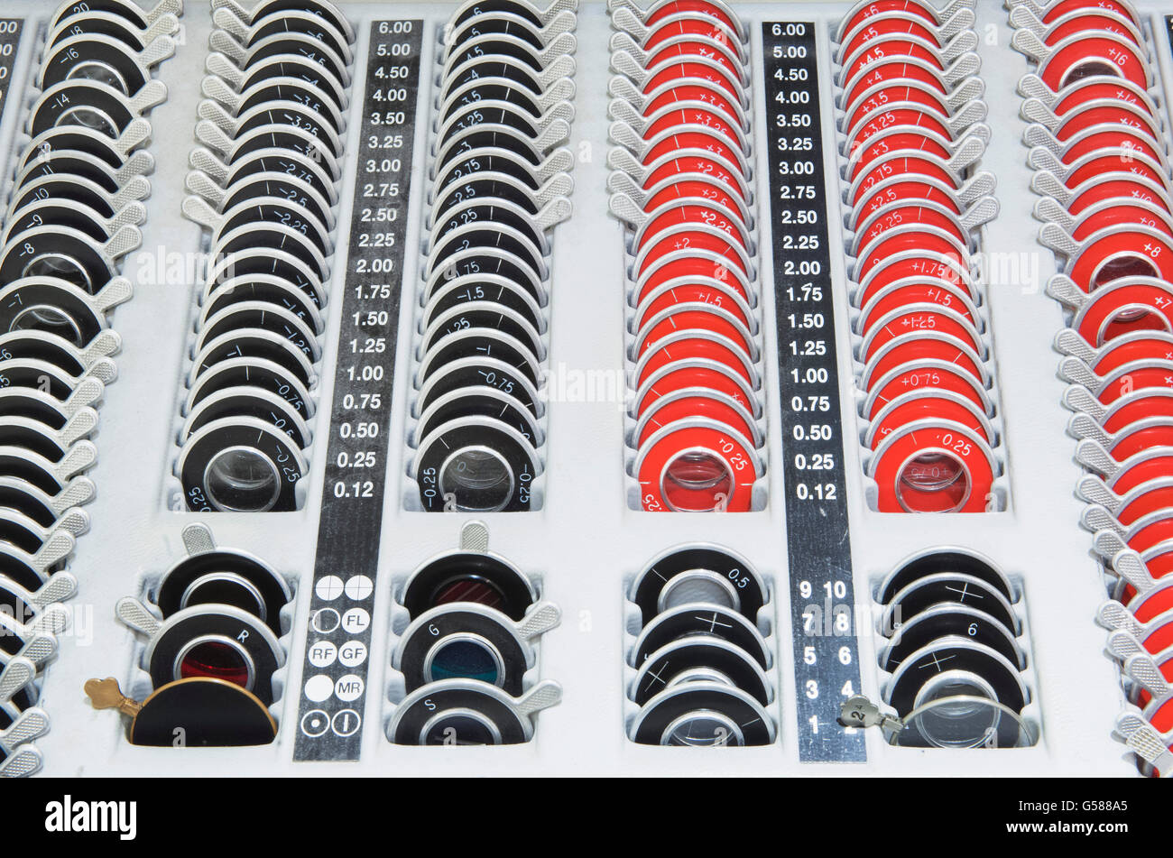 Eye test equipment hi-res stock photography and images - Alamy
