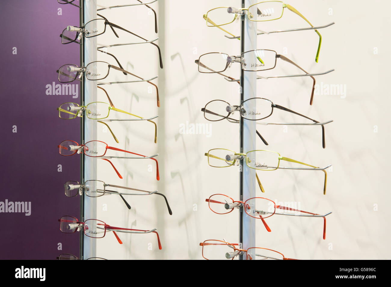 Display of glasses in a modern opticians Stock Photo - Alamy