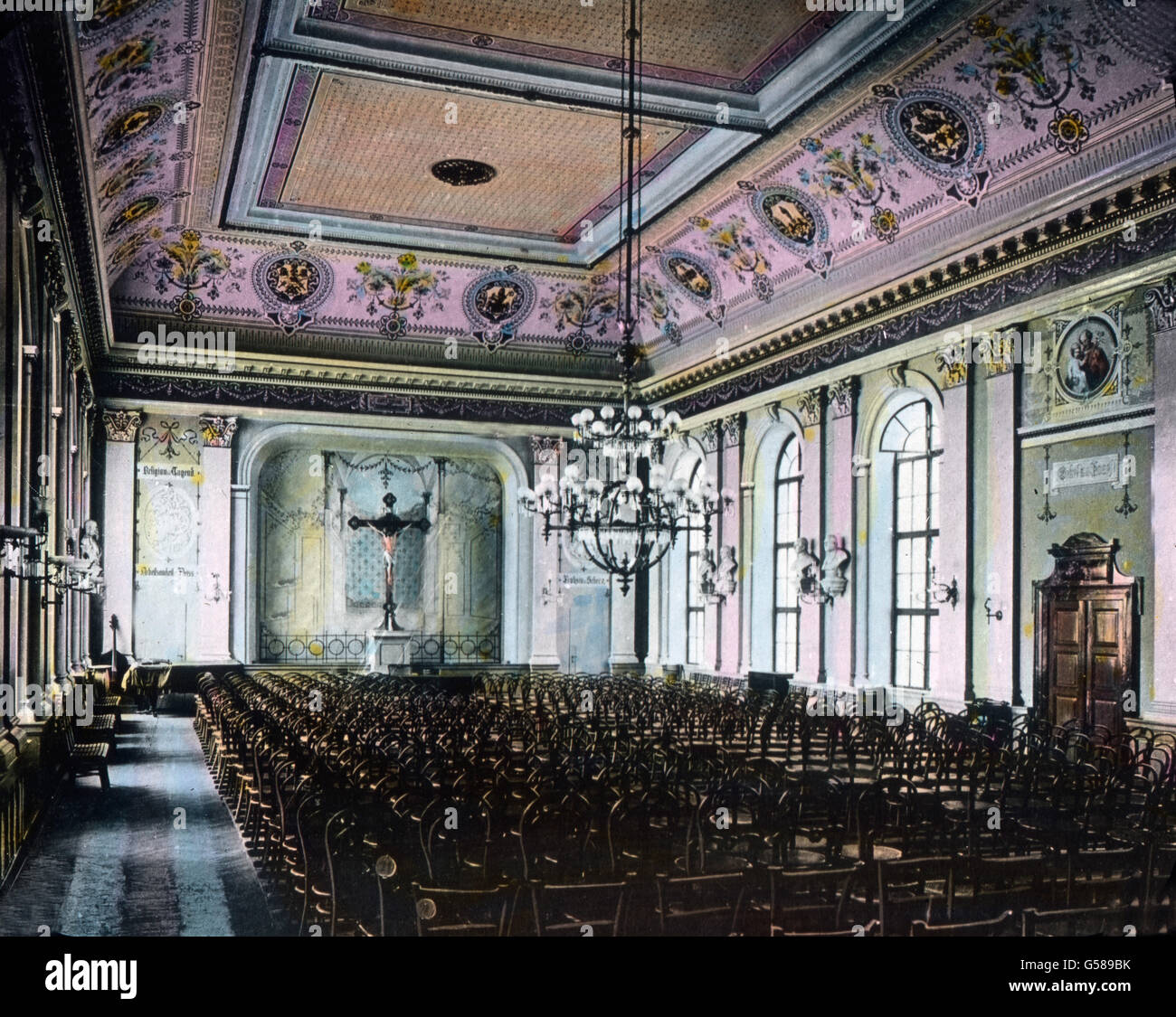 Vienna 1920s hi-res stock photography and images - Alamy