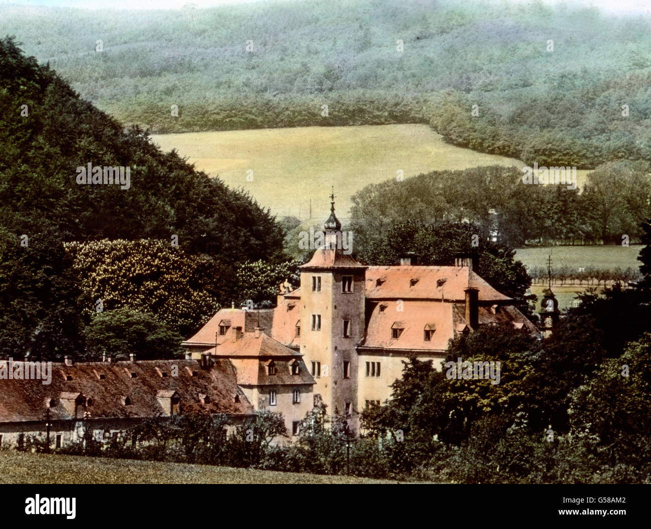 Schloss laer hi-res stock photography and images - Alamy