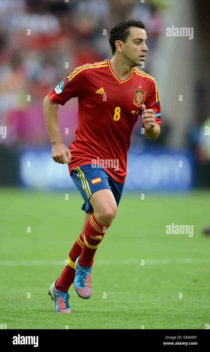 Euro 2012 xavi spain hi-res stock photography and images - Alamy
