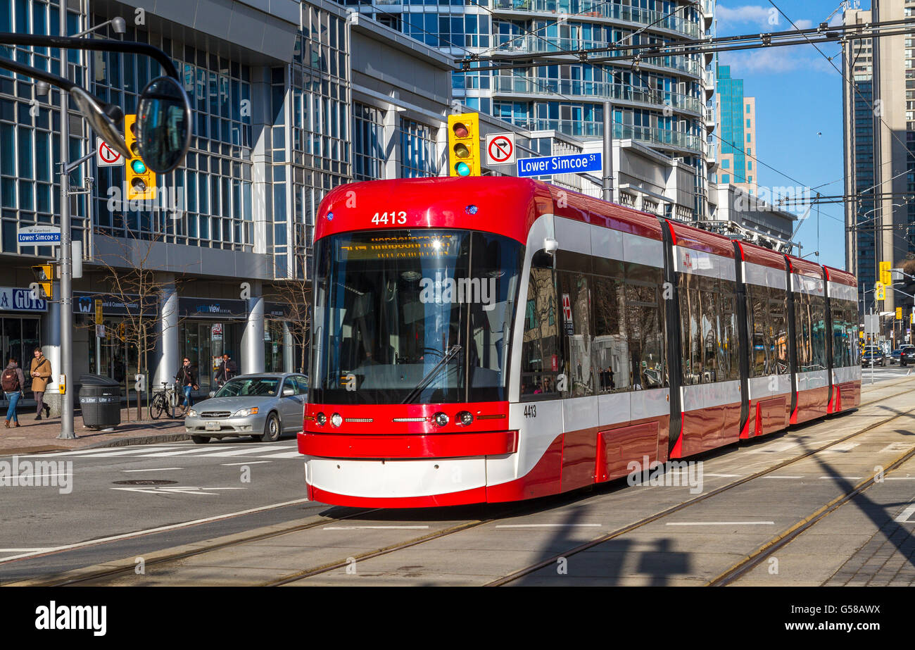 Toronto streetcar hi-res stock photography and images - Alamy