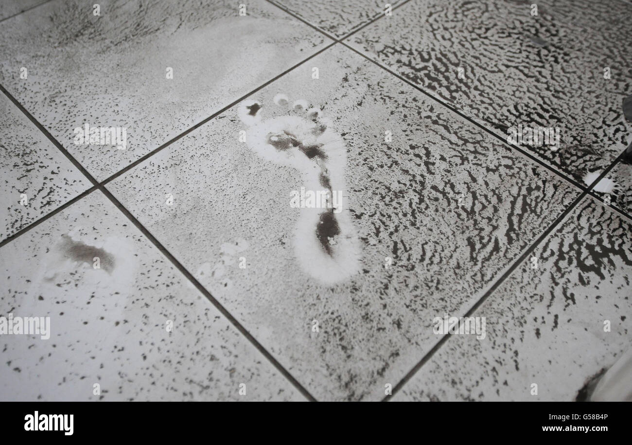 Footprint on floor hi-res stock photography and images - Alamy