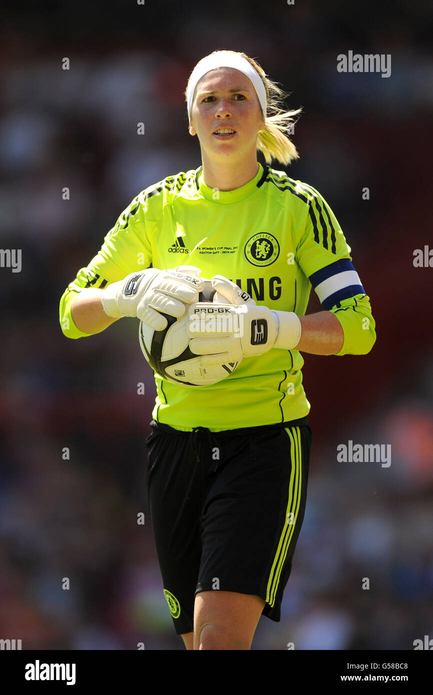 Chelsea ladies goalkeeper hi-res stock photography and images - Alamy
