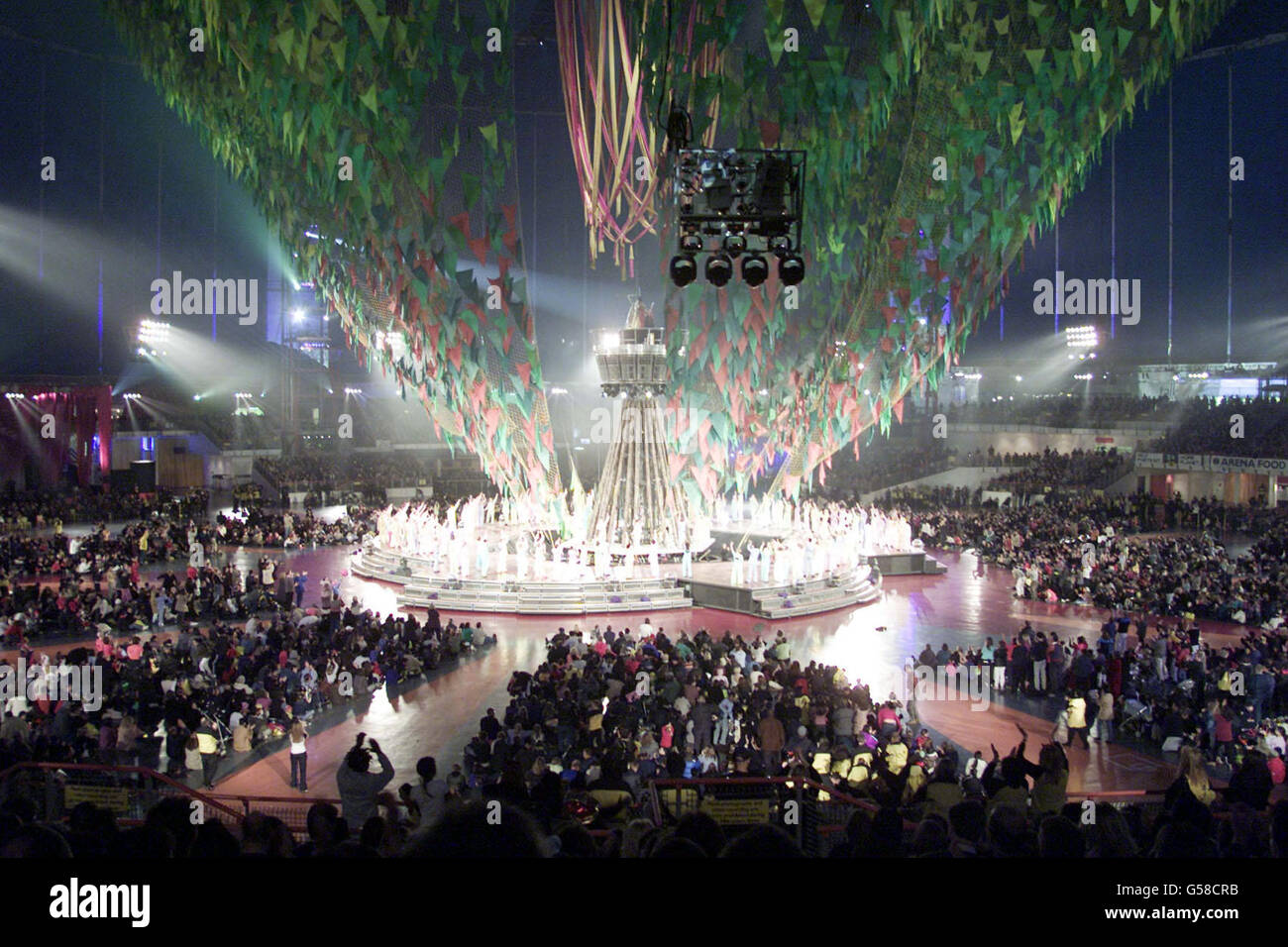 2000 millennium dome show hi-res stock photography and images - Alamy