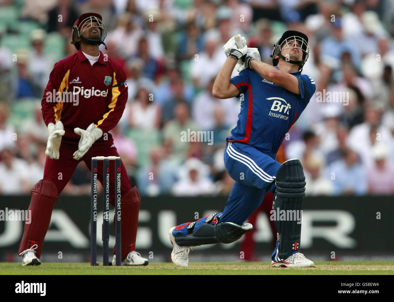 Darren england cook hi-res stock photography and images - Alamy